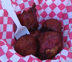 Fried strawberries at the NC state fair - Boing Boing