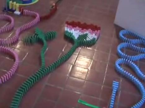Gigantic domino run - Boing Boing